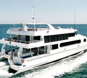 Yacht WHITE RABBIT CHARLIE, Austal | CHARTERWORLD Luxury Superyacht ...