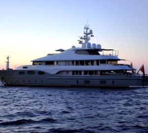 Yacht FORTUNATE SUN, Oceanfast (Austal) | CHARTERWORLD Luxury ...