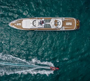 HIGHLANDER Yacht Charter Details, Feadship | CHARTERWORLD Luxury ...