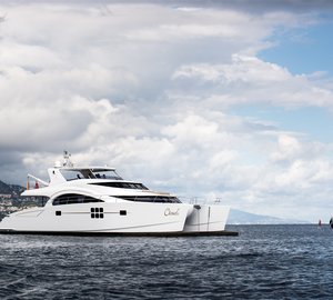 Power CLOUDS Yacht Charter Details, a 70 Sunreef Power Yacht ...