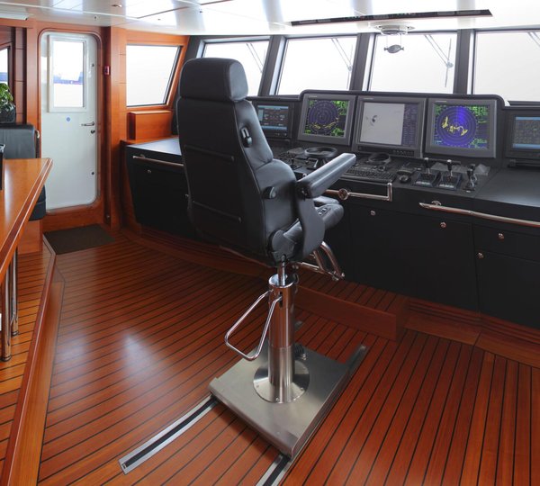 Station Image Gallery - Helm Station - Helm Station – Luxury Yacht ...