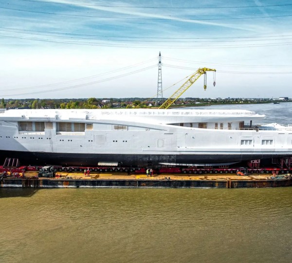 Yacht PROJECT 821, Feadship | CHARTERWORLD Luxury Superyacht Charters