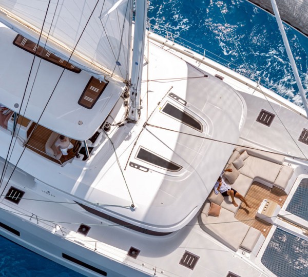 VALINOR Yacht Charter Details, Lagoon | CHARTERWORLD Luxury Superyachts