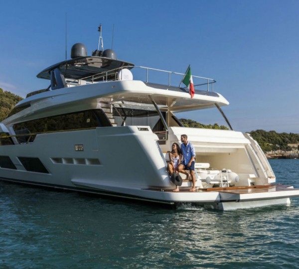DADDY'S DREAM II Yacht Charter Details, Ferretti | CHARTERWORLD Luxury ...