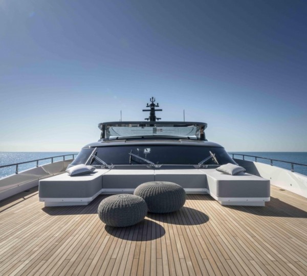 FOUR JOYS Yacht Charter Details, Maiora 30 Walkabout | CHARTERWORLD ...