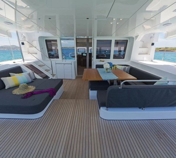 TAMIRO Yacht Charter Details, Lagoon 52' | CHARTERWORLD Luxury Superyachts