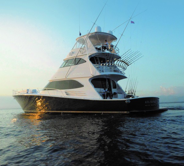 Charter stylish superyacht Ata Rangi in the South Pacific — Yacht ...