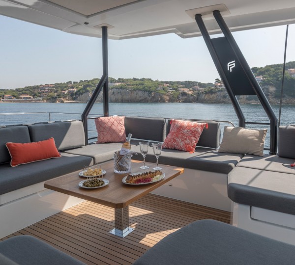 ALMA Yacht Charter Details, Fountaine Pajot | CHARTERWORLD Luxury ...