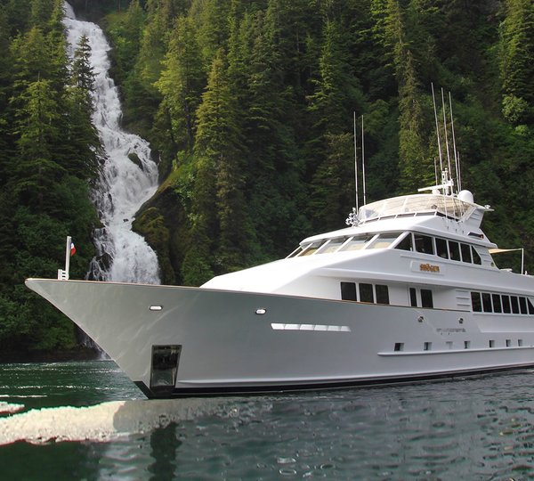 BLACK DIAMOND Yacht Charter Details, N.V. Scheepswerp "Dewaal ...