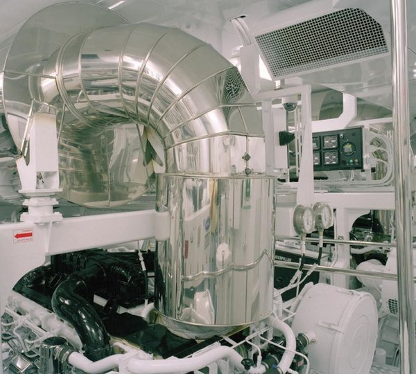 Room Image Gallery – Luxury Yacht Browser | by CHARTERWORLD Superyacht ...