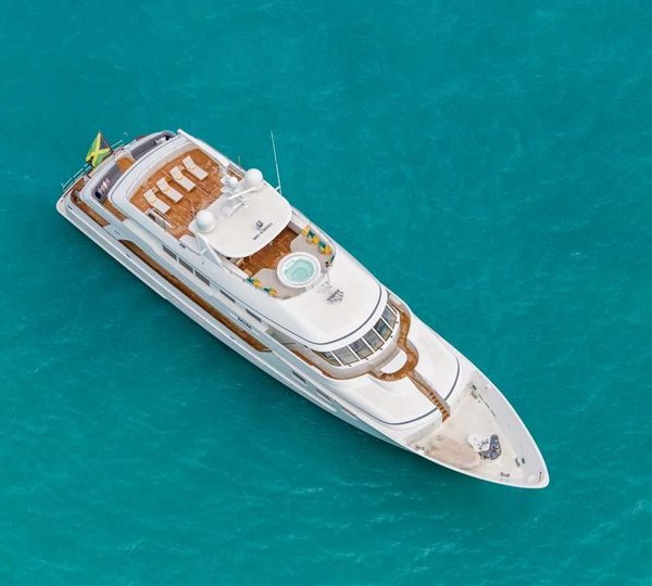 Burger Boat Company Image Gallery – Luxury Yacht Browser | by ...