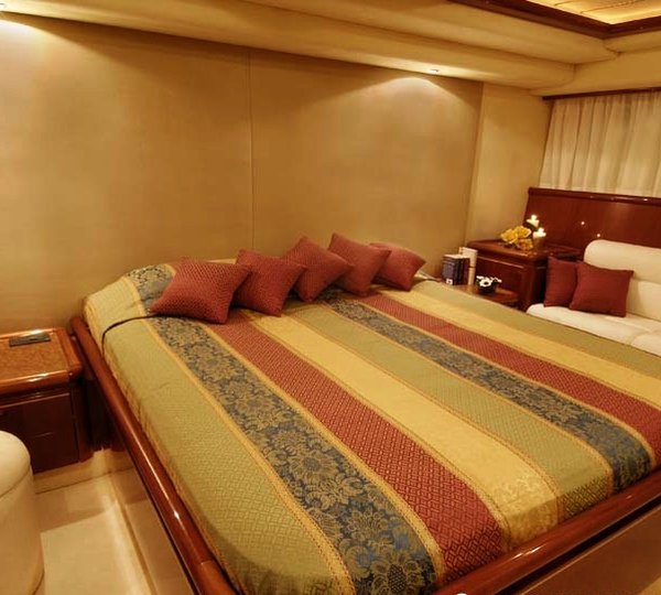 Celine Yacht Charter Details, Ferretti 70 | CHARTERWORLD Luxury Superyachts