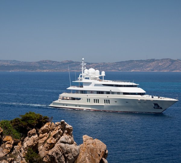 Yacht CORAL OCEAN, Lurssen | CHARTERWORLD Luxury Superyacht Charters