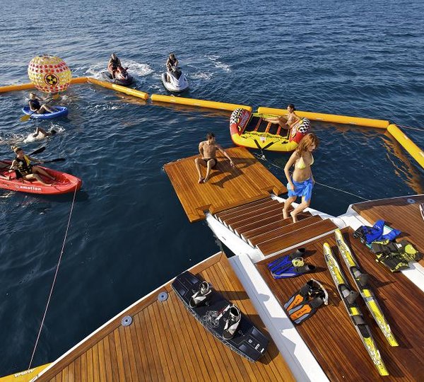 Swim Image Gallery - Swim Platform Set Up To Dine - Superyacht OMEGA ...