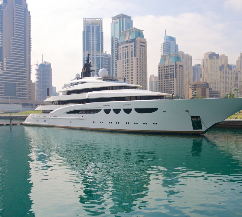 10 Luxury Superyachts Owned by Famous People — Yacht Charter ...