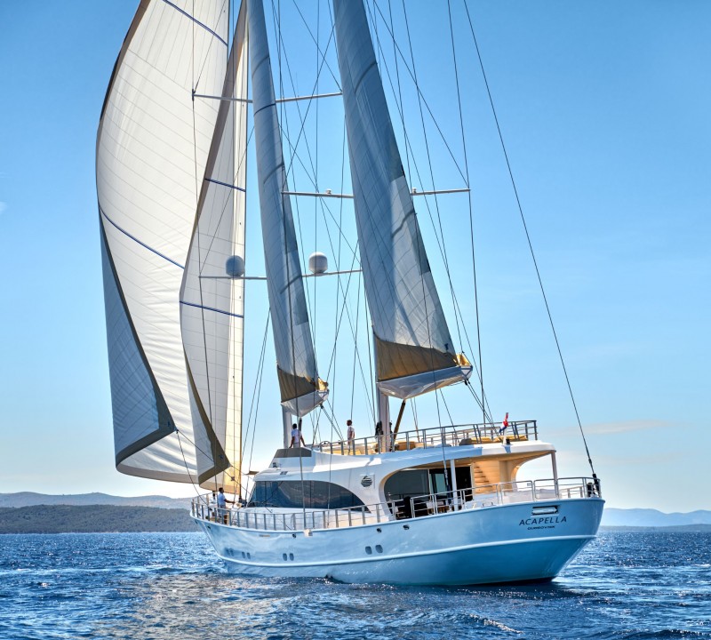 ACAPELLA Yacht Charter Details, Custom | CHARTERWORLD Luxury Superyachts