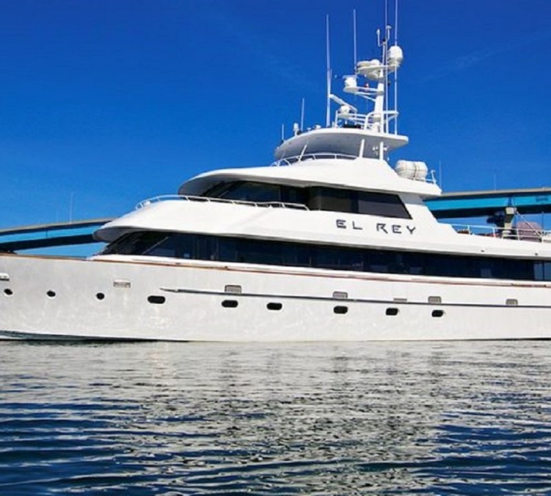 Princess Mariana. | CHARTERWORLD Luxury Yacht Charters