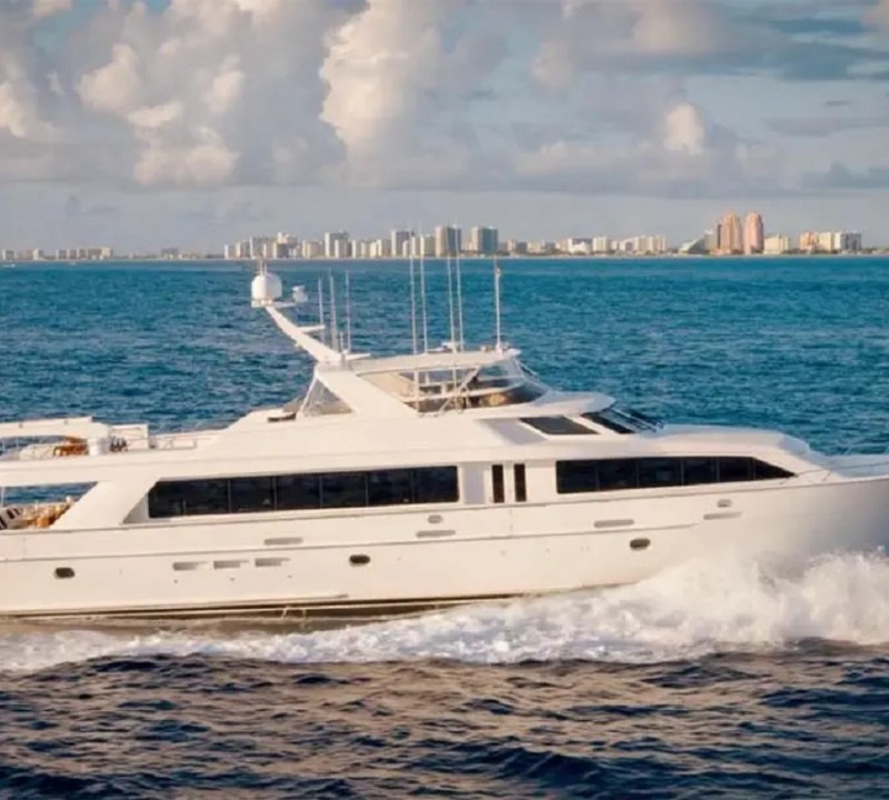 Yacht M/Y MAGNUM RIDE, Hatteras | CHARTERWORLD Luxury Superyacht Charters