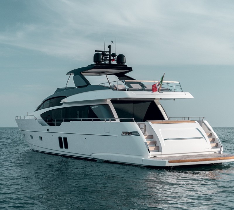 Yacht M/Y MISS LIZA, Sanlorenzo SL86 | CHARTERWORLD Luxury Superyacht ...