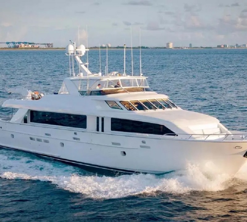 Yacht M/Y MAGNUM RIDE, Hatteras | CHARTERWORLD Luxury Superyacht Charters