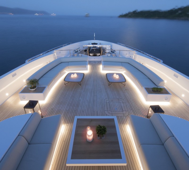 Yacht OCEANBIRD, SANLORENZO 52 Steel | CHARTERWORLD Luxury Superyacht ...