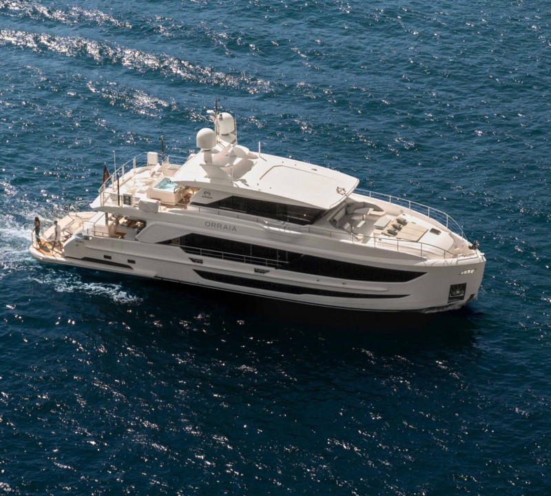 Horizon P136 superyacht ANGARA receives the “Yacht of the Year” Award ...