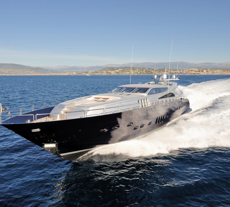 MANU V Yacht Charter Details, Leopard Arno | CHARTERWORLD Luxury ...