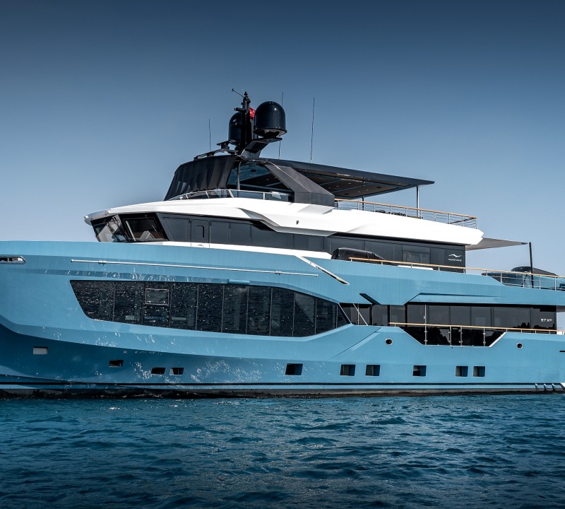 37m LUXURY EXPLORER YACHT Yacht Charter Details, Numarine ...
