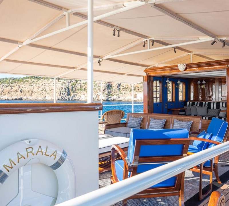 Yacht MARALA, Camper & Nicholsons | CHARTERWORLD Luxury Superyacht Charters