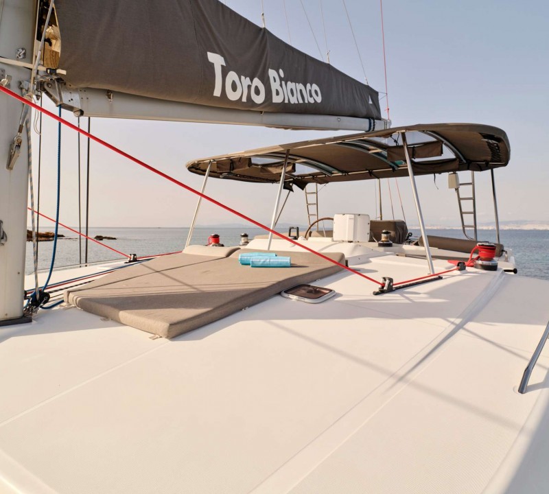 TORO BIANCO Yacht Charter Details, Lagoon 500 | CHARTERWORLD Luxury ...