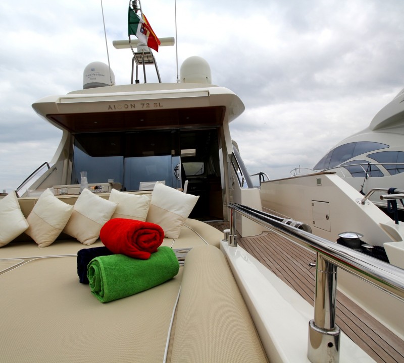FOREVER Yacht Charter Details, Aicon Yachts | CHARTERWORLD Luxury ...
