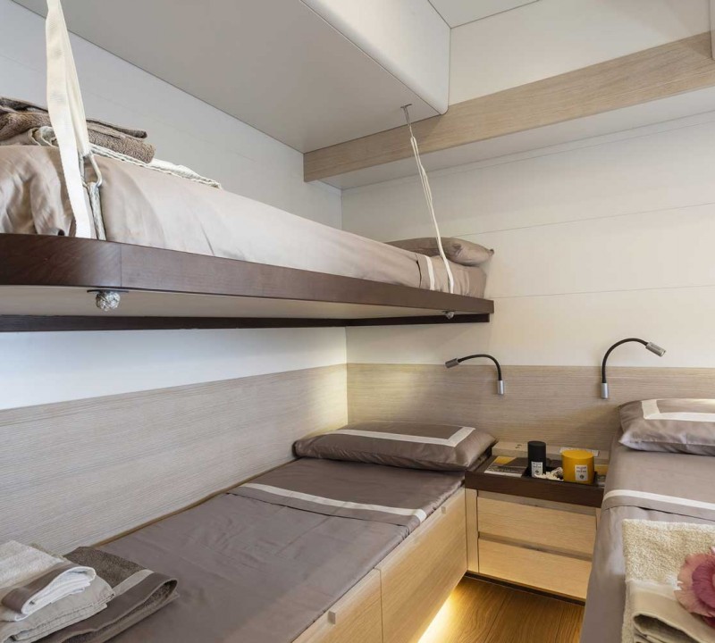 Yacht S/Y MINDFULNESS, Advanced Yachts | CHARTERWORLD Luxury Superyacht ...