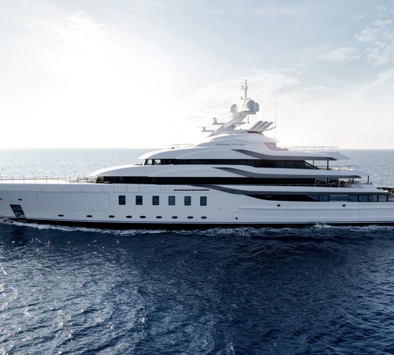 The Largest Top 100 Private Luxury Charter Yachts & Superyachts in the ...