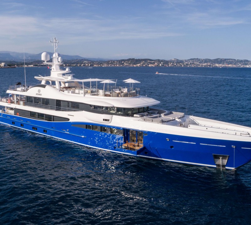 New to charter: Spectacular superyacht Here Comes the Sun now available ...