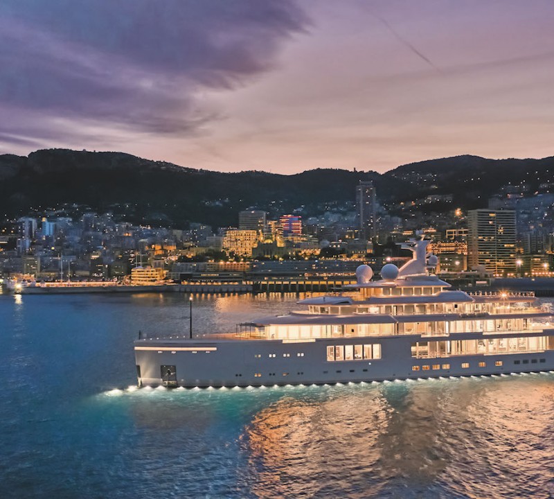 Yacht LUMINOSITY, Custom Mega Yacht | CHARTERWORLD Luxury Superyacht ...