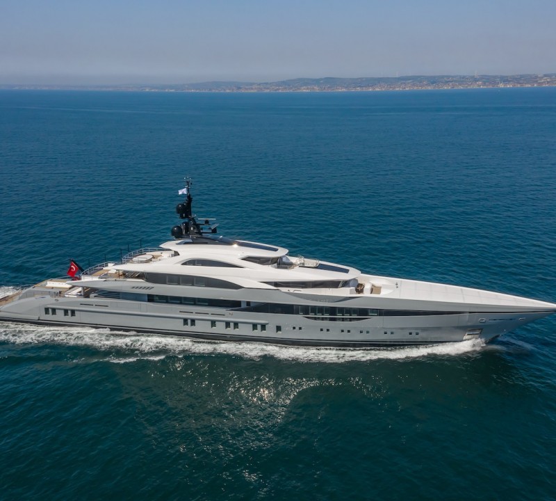 Preliminary design for a Luxury River Yacht unveiled by Dorries Yachts ...