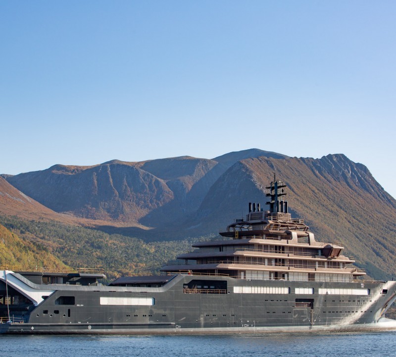 REV OCEAN Yacht Charter Details, Vard Holdings | CHARTERWORLD Luxury ...