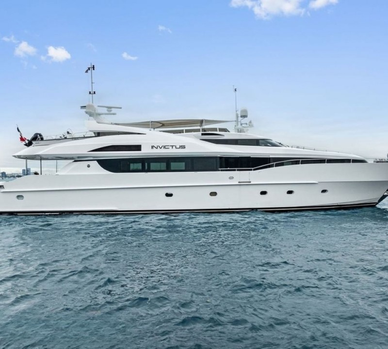 Yacht LADY GAYLE MARIE, Burger Boat Company | CHARTERWORLD Luxury ...