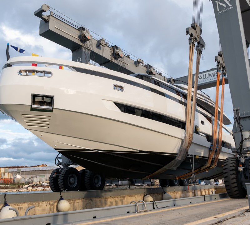 Yacht MINI K2, Extra Yachts X99 Fast | CHARTERWORLD Luxury Superyacht ...