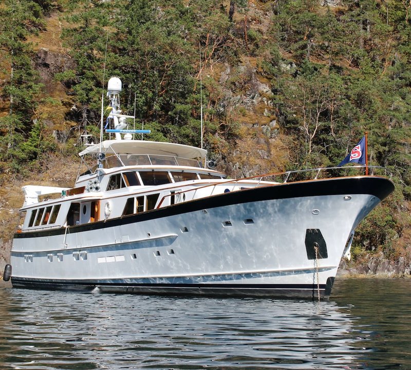 Newfoundland superyacht charter boats - Canada charter yacht rental ...