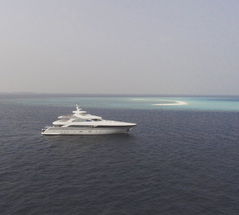 SEAREX Yacht Charter Details, T.A. Maldives | CHARTERWORLD Luxury ...