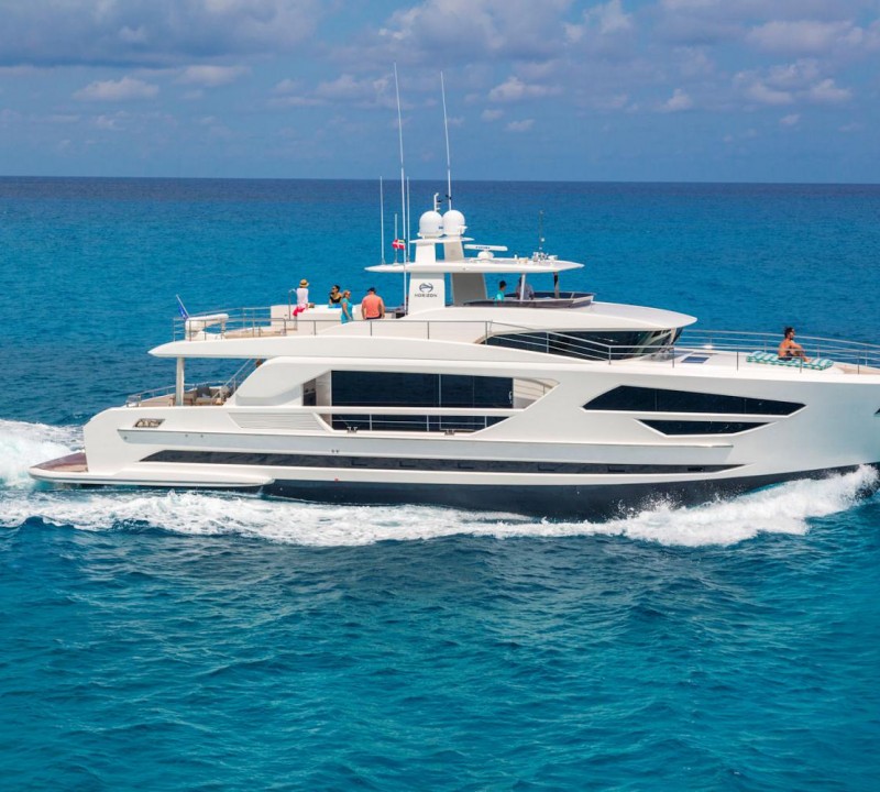 Horizon P136 superyacht ANGARA receives the “Yacht of the Year” Award ...