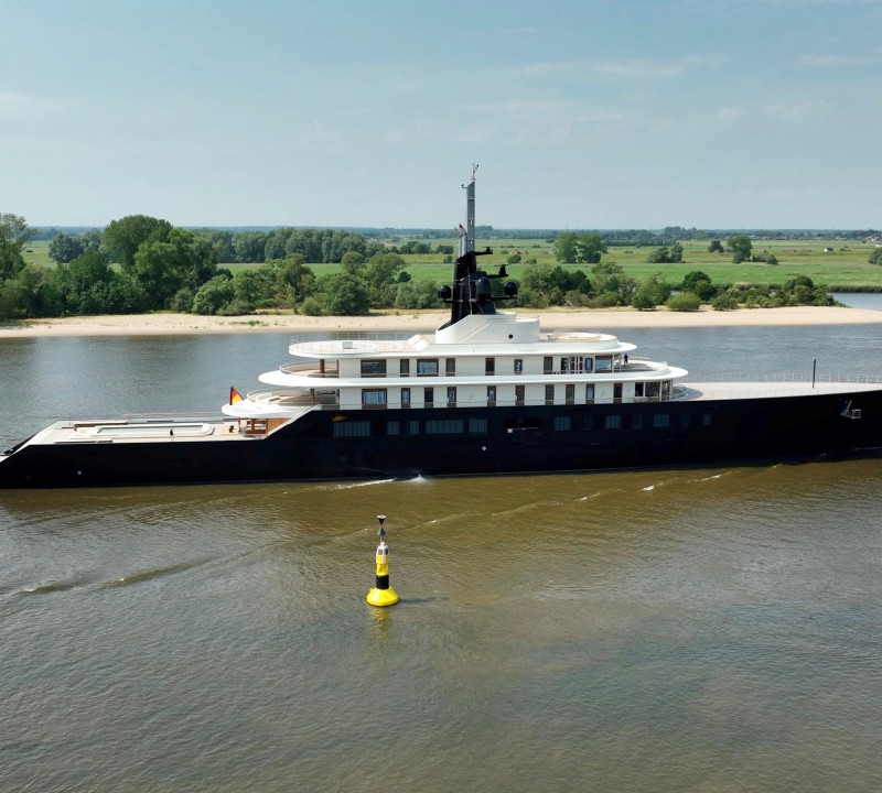 Yacht LIVA, Abeking & Rasmussen | CHARTERWORLD Luxury Superyacht Charters