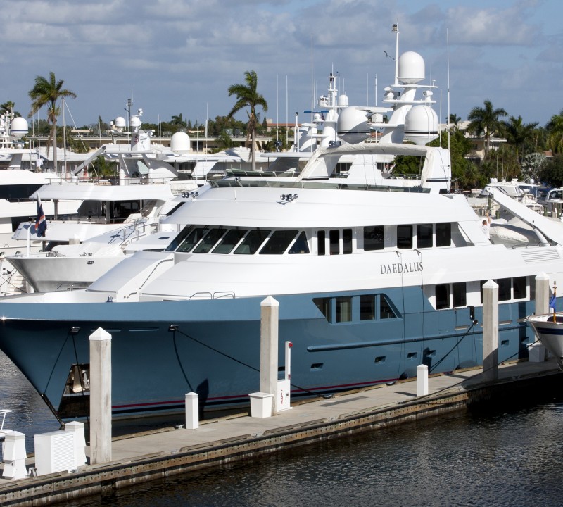 Yacht DAEDALUS, Delta Marine | CHARTERWORLD Luxury Superyacht Charters