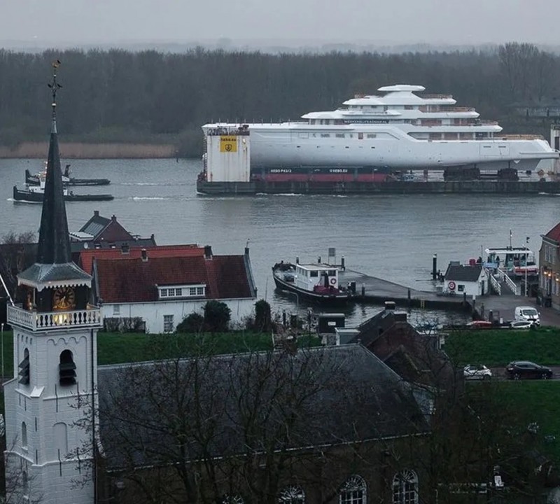 Yacht FEADSHIP 715, Feadship | CHARTERWORLD Luxury Superyacht Charters