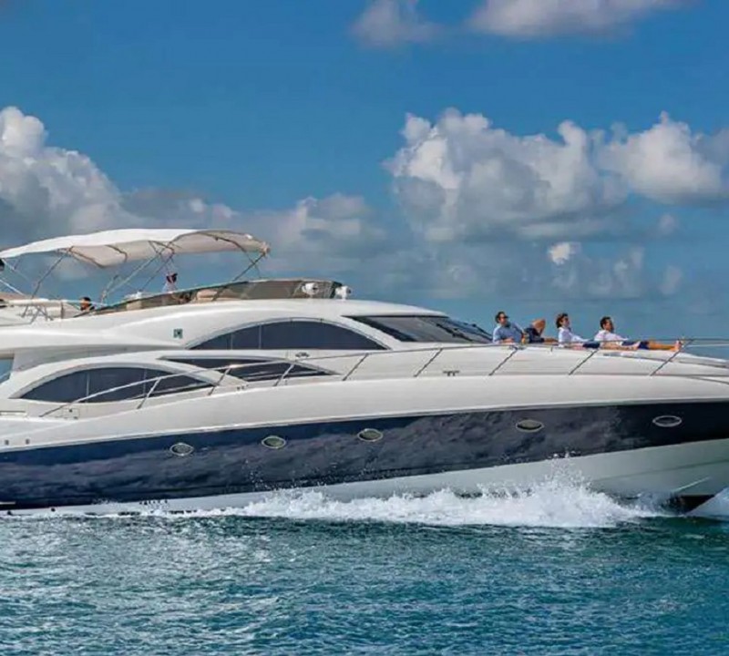 Yacht GIULI, Sunseeker | CHARTERWORLD Luxury Superyacht Charters