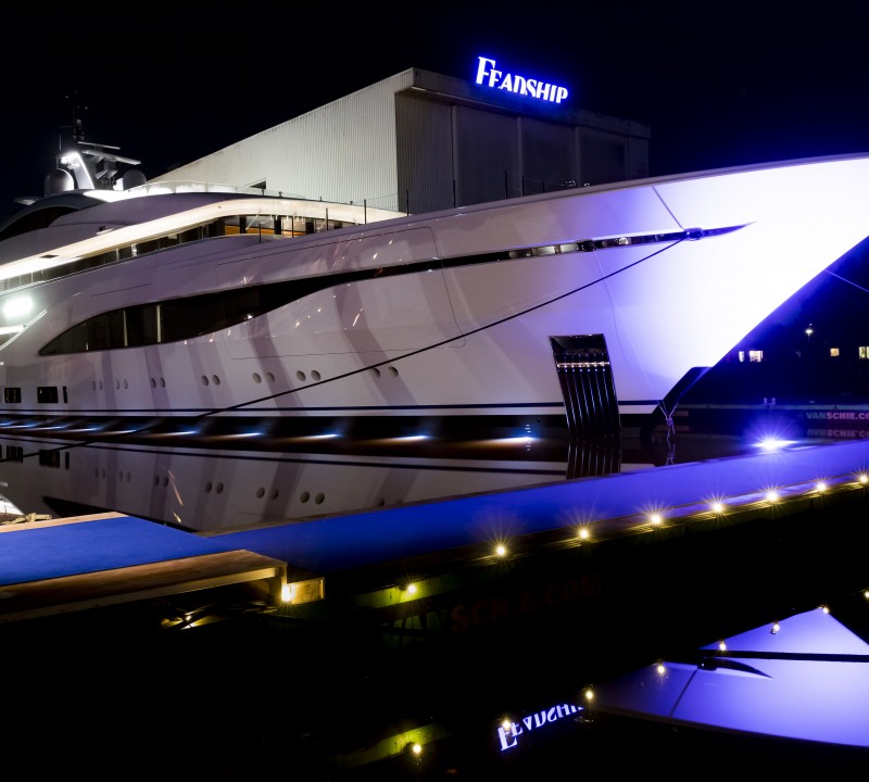 Yacht ARROW, Feadship | CHARTERWORLD Luxury Superyacht Charters