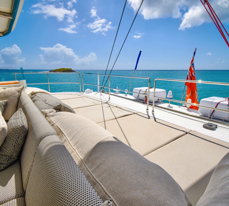 Yacht OCEAN VIBES, Sunreef Yachts | CHARTERWORLD Luxury Superyacht Charters