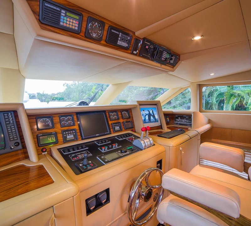 Pilot House Image Gallery – Luxury Yacht Browser | by CHARTERWORLD ...
