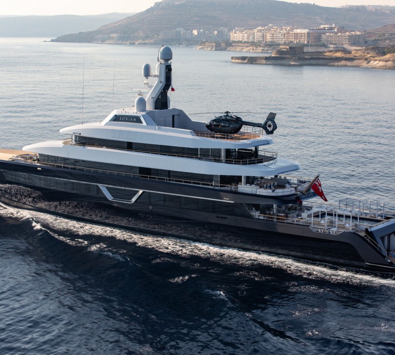 Yacht LONIAN, Feadship | CHARTERWORLD Luxury Superyacht Charters